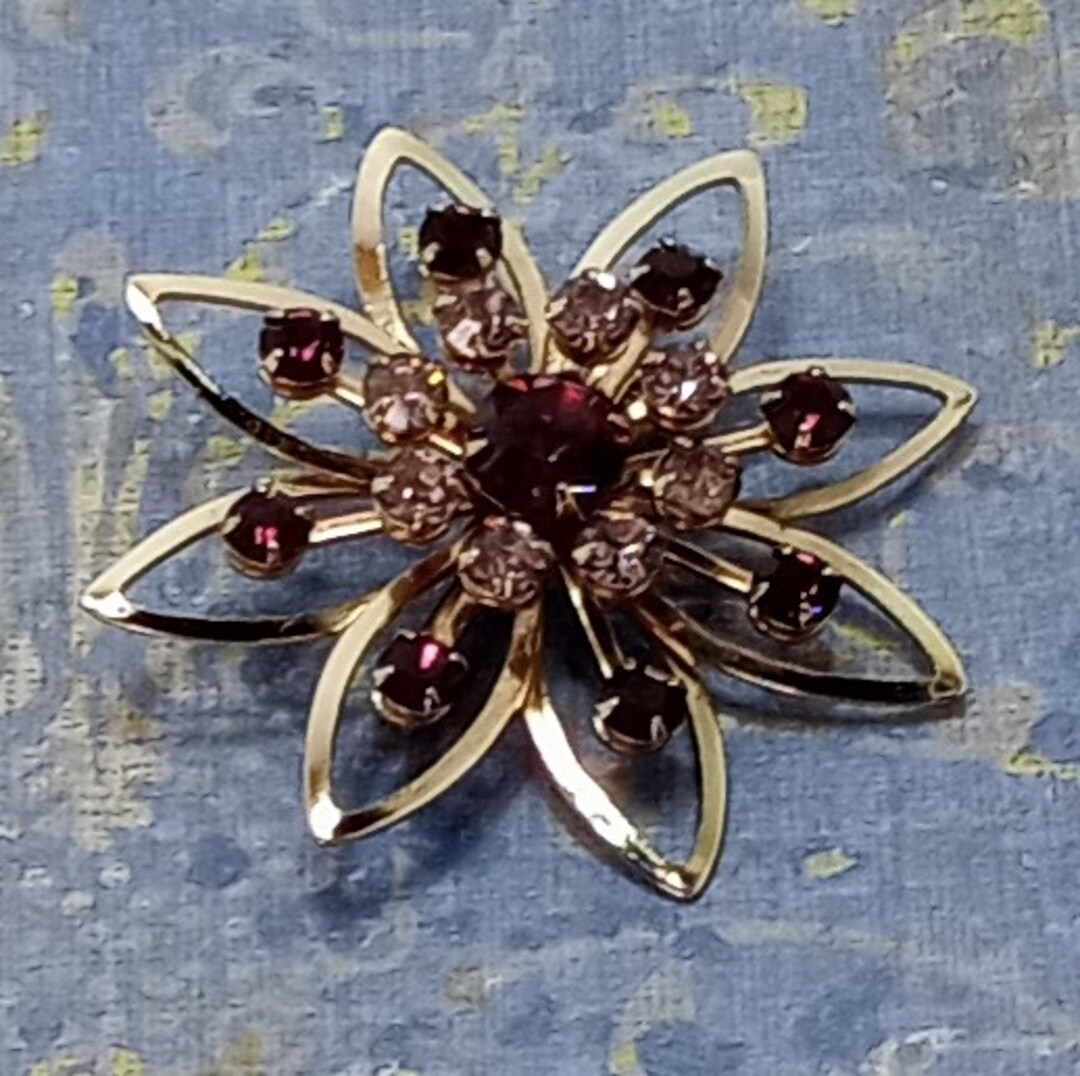 Vintage Gold Tone Atomic Flower Rivet and Swedge Purple and Pink ...