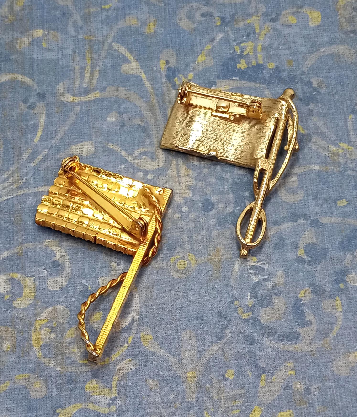 Vintage 2 American Flags Gold Tone Red White and Blue Enamel and ...