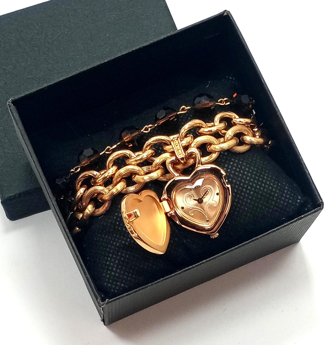 Vintage GUESS Quartz Watch Chunky Gold Tone Chain Heart Charm Women's ...