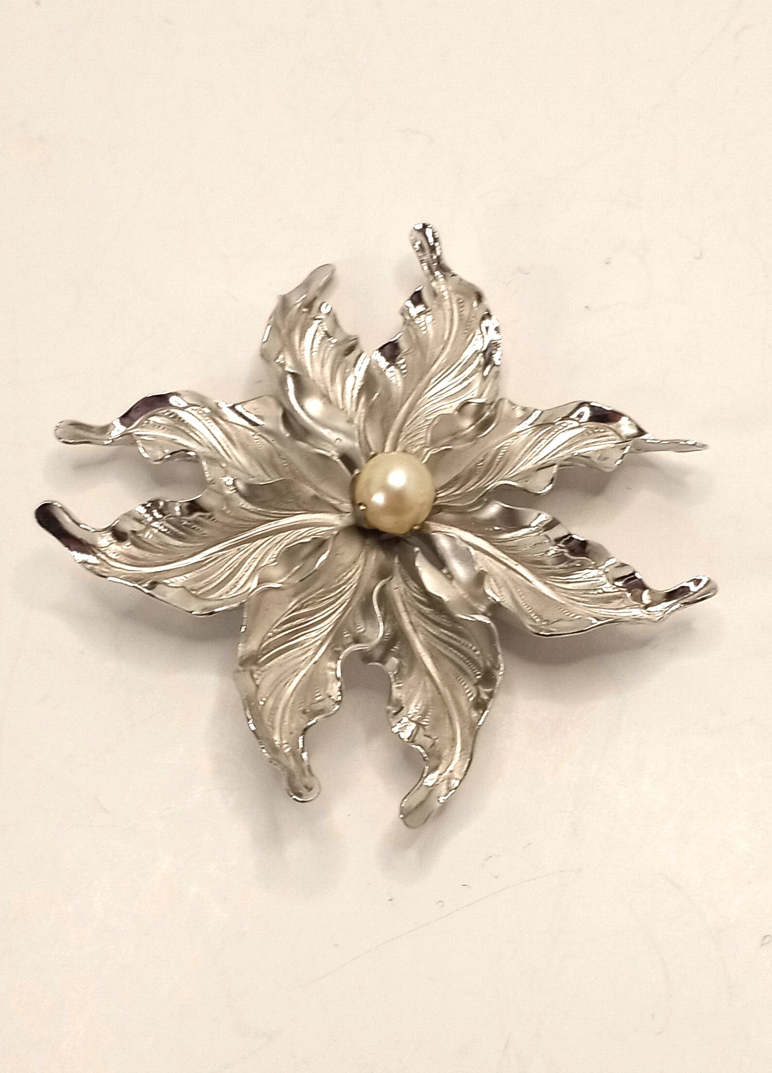Vintage Silver Tone Flower Brooch With Cultured Pearl - Etsy