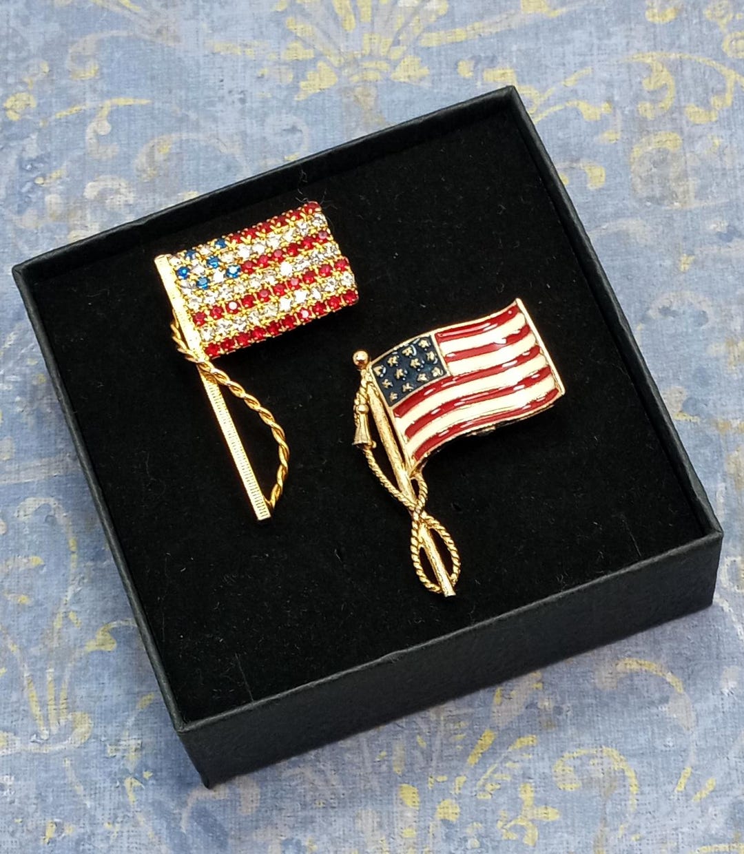 Vintage 2 American Flags Gold Tone Red White and Blue Enamel and ...