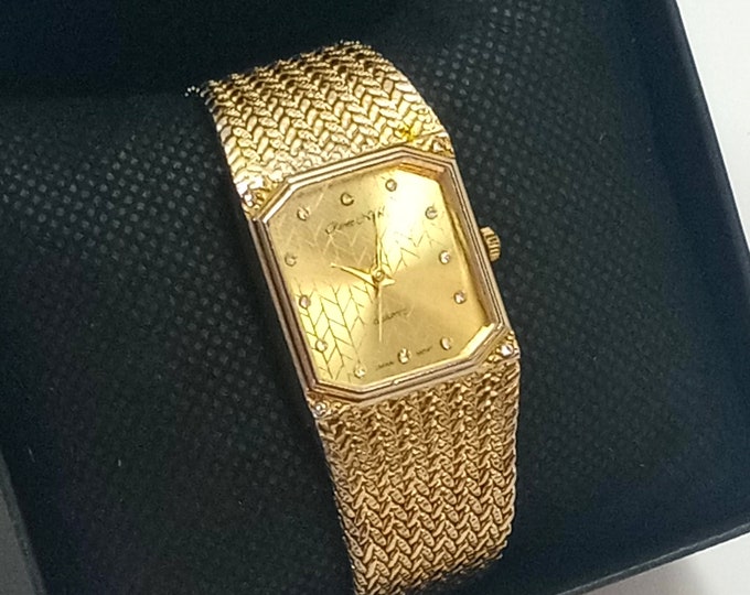 Vintage RENEE NICOL Quartz Gold Tone Mesh Band Square Face Crystal ...