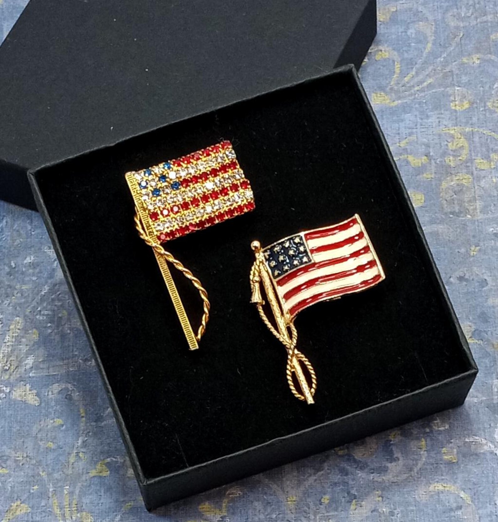 Vintage 2 American Flags Gold Tone Red White and Blue Enamel and ...