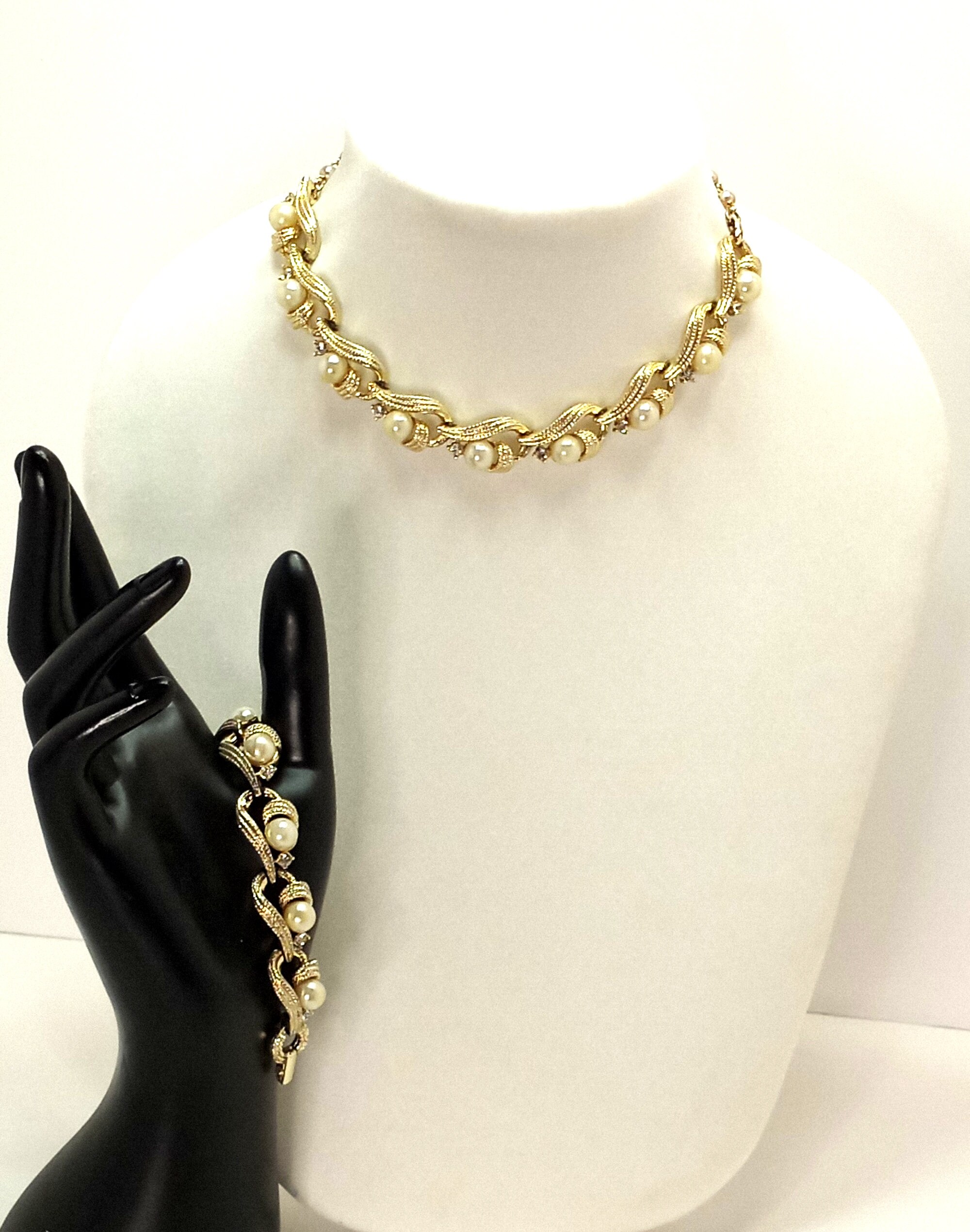 Vintage Signed Lisner Gold Tone Faux Pearl Rhinestone Choker and ...