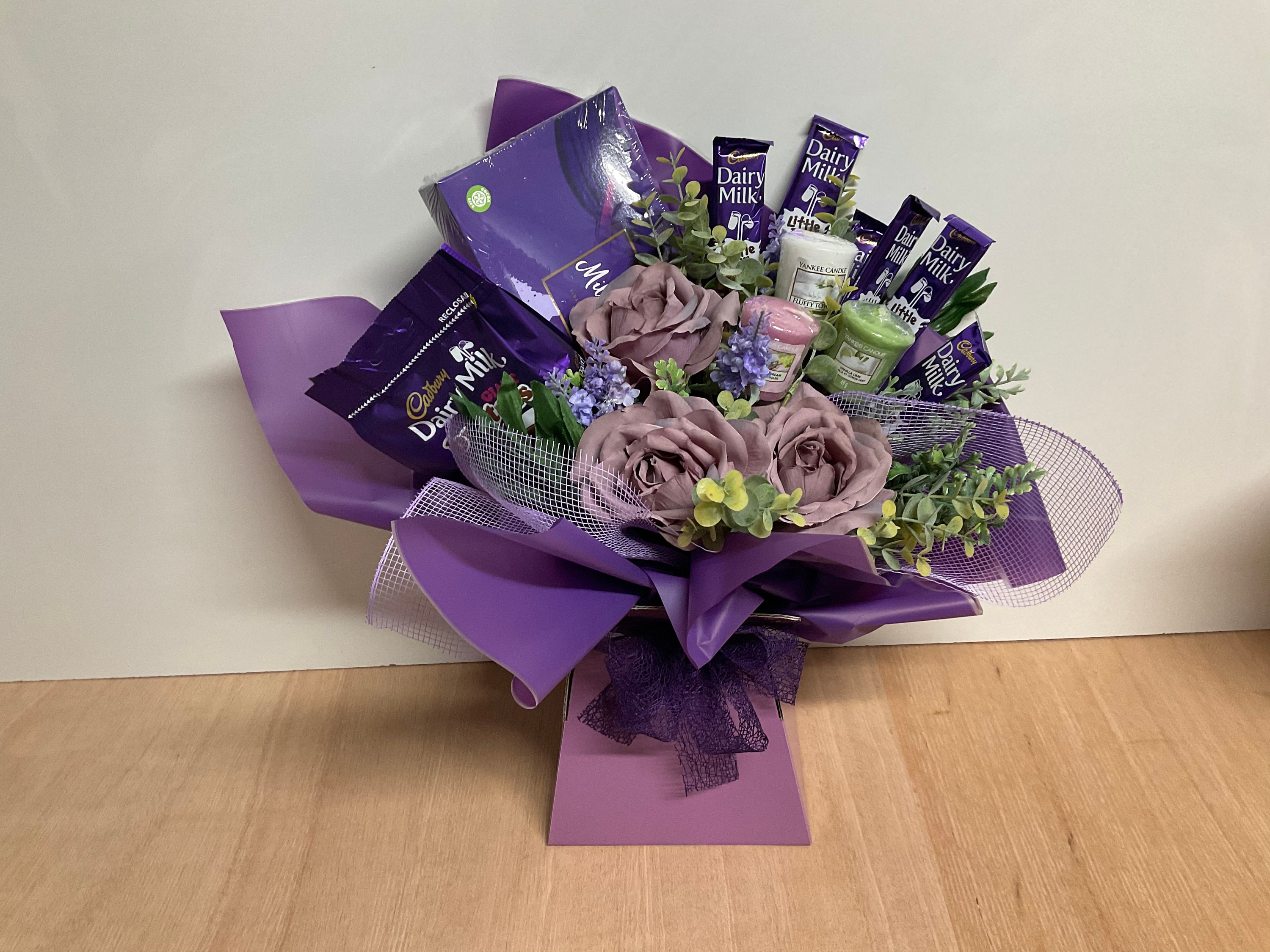Cadburys Gift Set, Decorative Floral Flowers, Yankee Candle Gift Set ...
