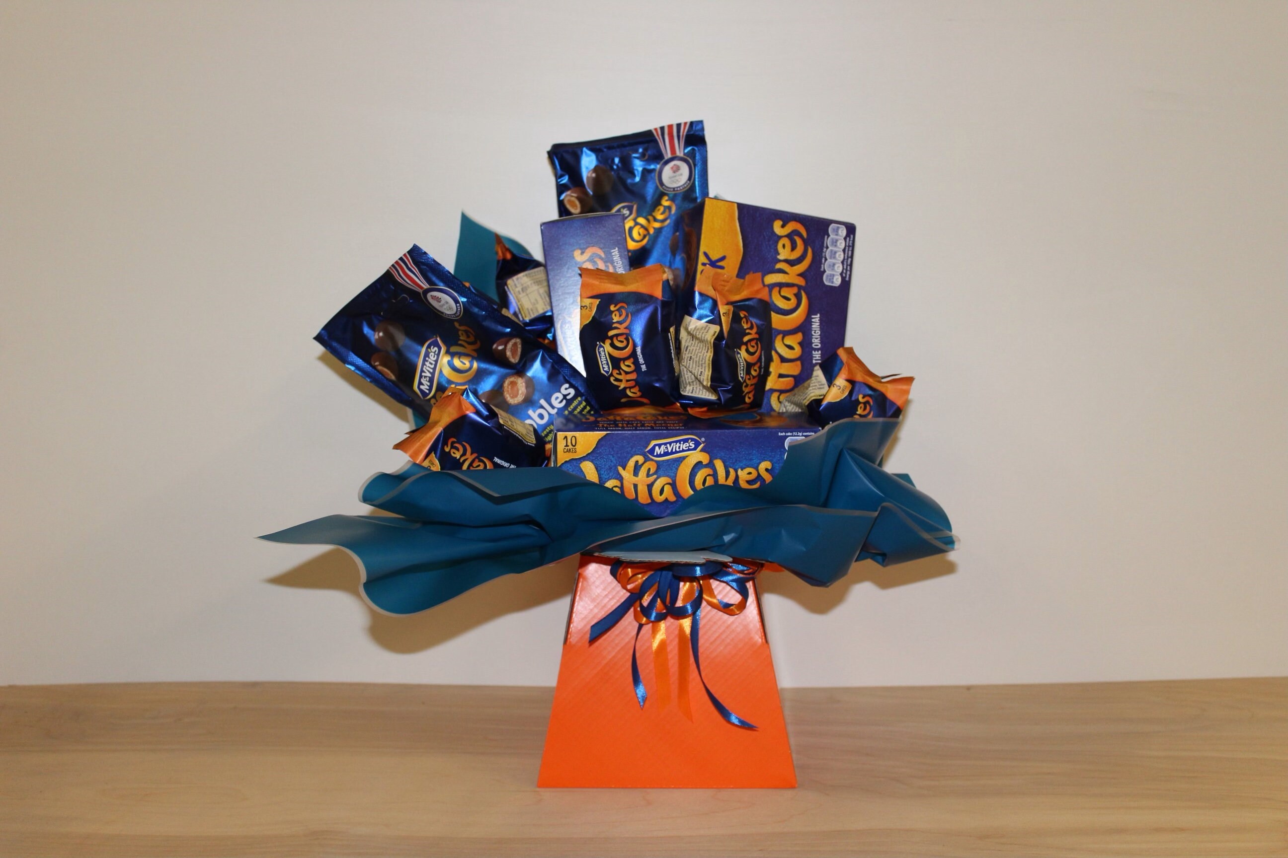 Jaffa Cakes Bouquet and Hamper, Sweet Bouquets, Jaffa Cake Gift Set ...