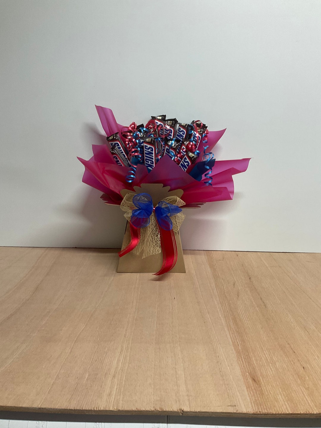 Snickers Chocolate Bouquet, Chocolate Bars Sweets Gift Treats, Snickers ...