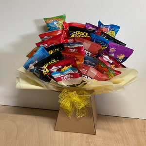 Retro Mixed Crisp Bouquet, Crisp Hamper, Cool Retro Gifts, Gifts for ...