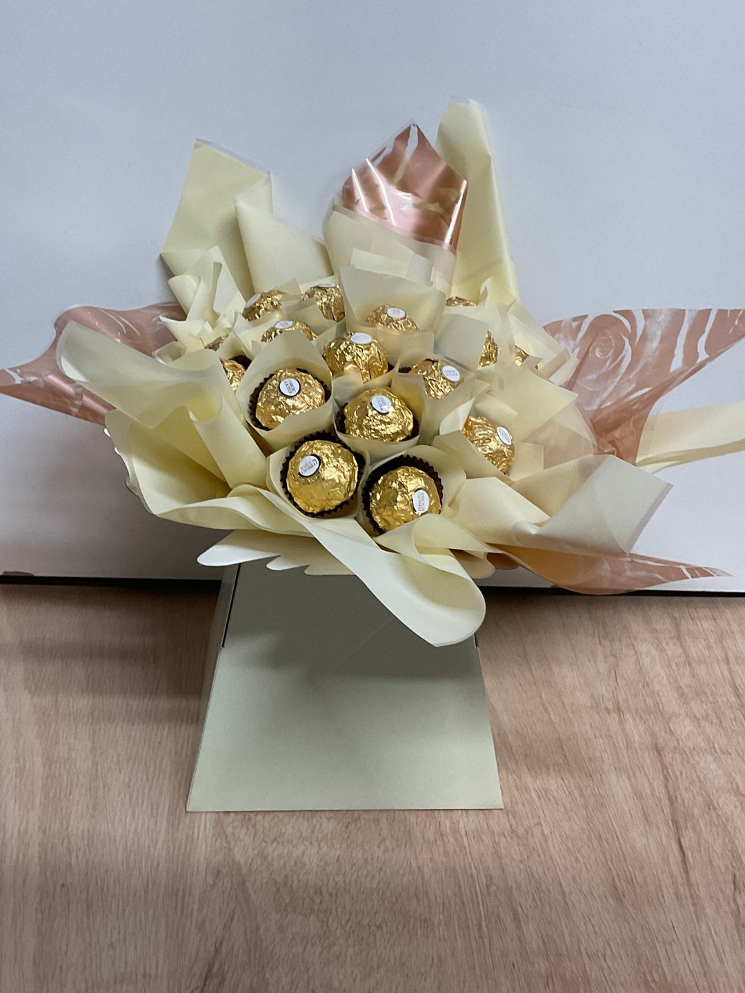 Ferrero Rocher Chocolate Gift Box, Ferrero Rocher, Valentine’s Day, Box ...