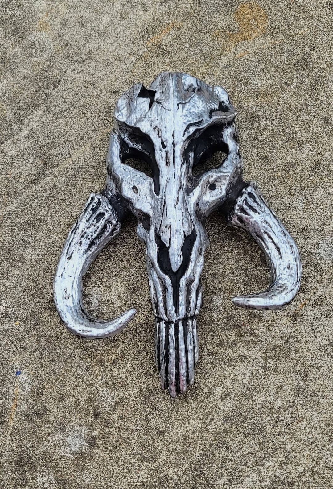Mythosaur Skull : Beskar or Bone, Man Cave Room Decor, Mandalorian Show ...
