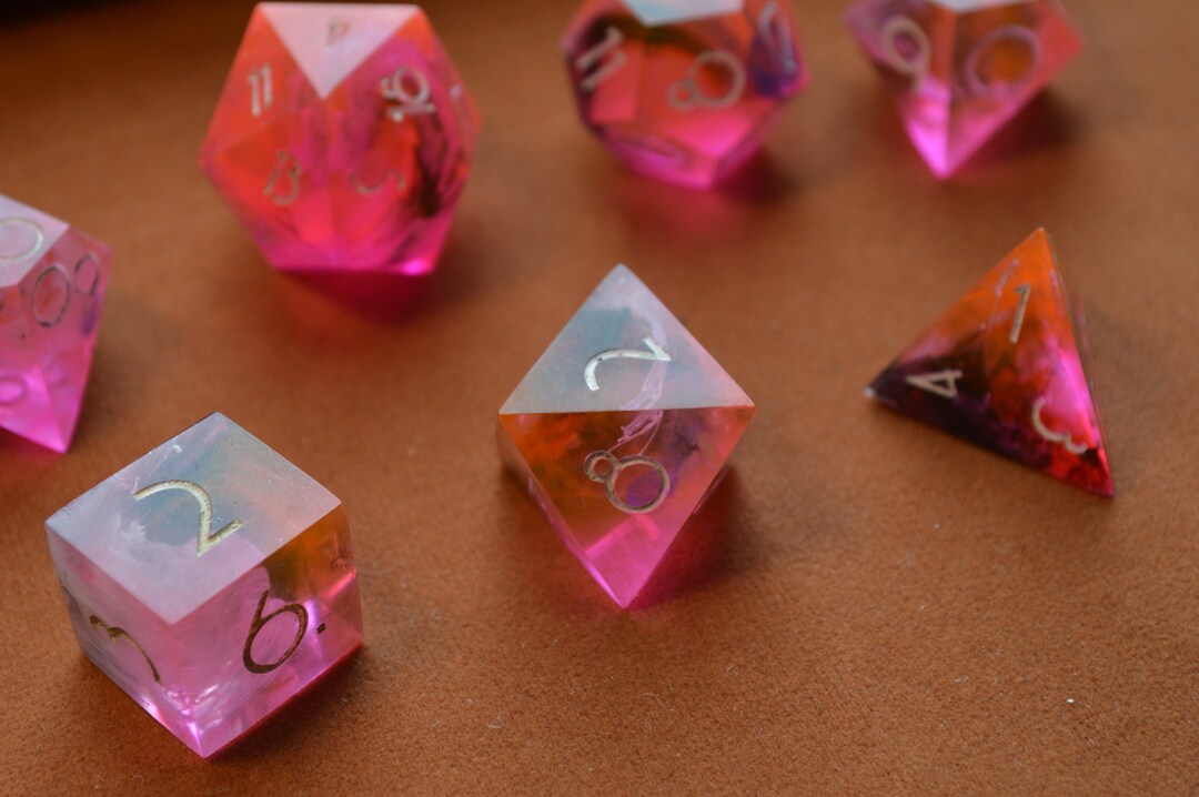 Pink Nightmare Handmade Polyhedral Dice Set 7pc Neon Pink Neo-tokyo ...