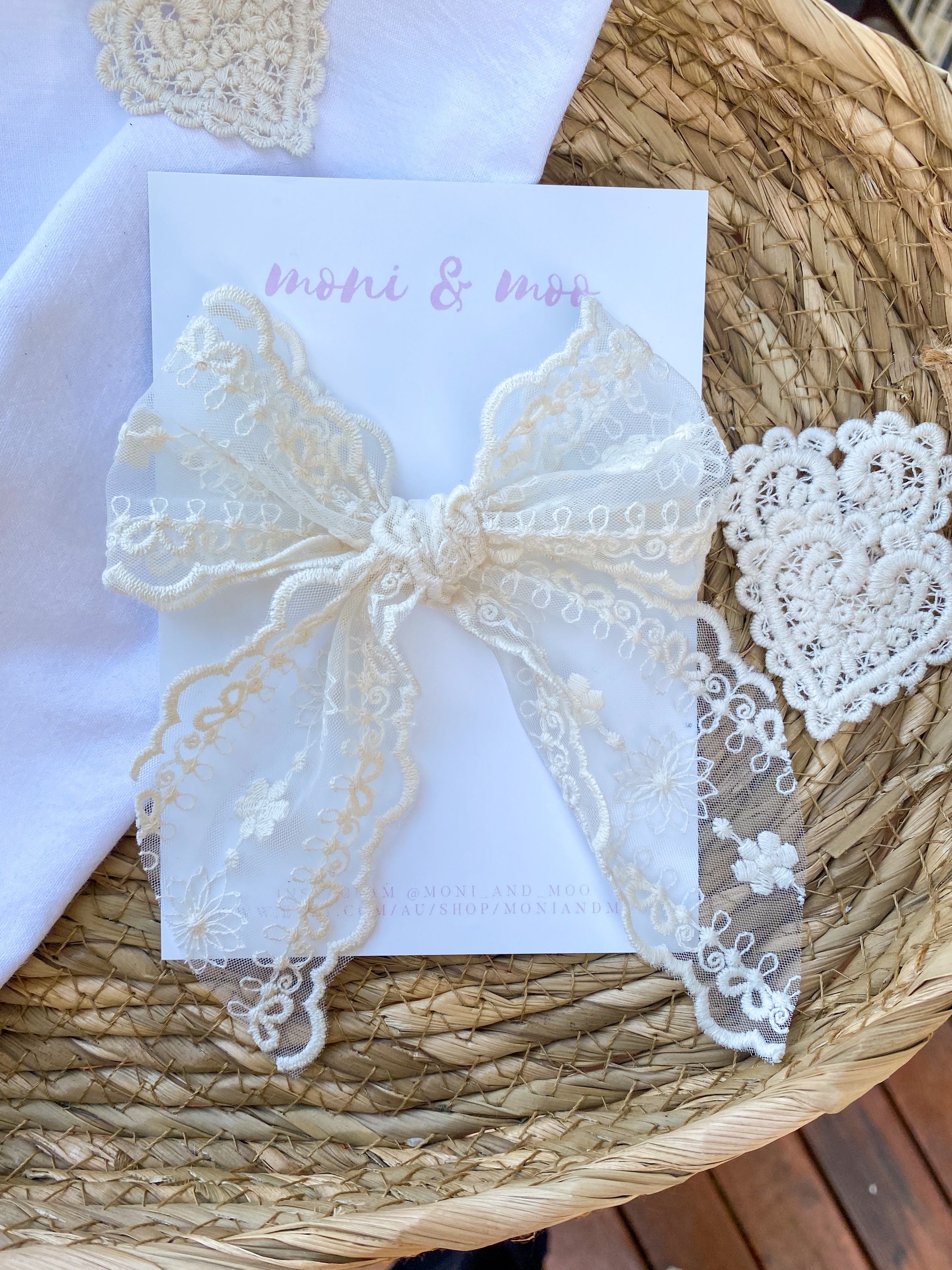 Vintage Lace Fable Bows Clip Hair Accessories Flower Girl Wedding ...