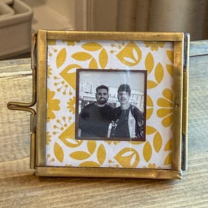 Handmade Square Mini Brass Frame With Floating Glass With White Picture ...