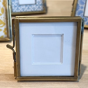 Handmade Square Mini Brass Frame With Floating Glass With White Picture ...