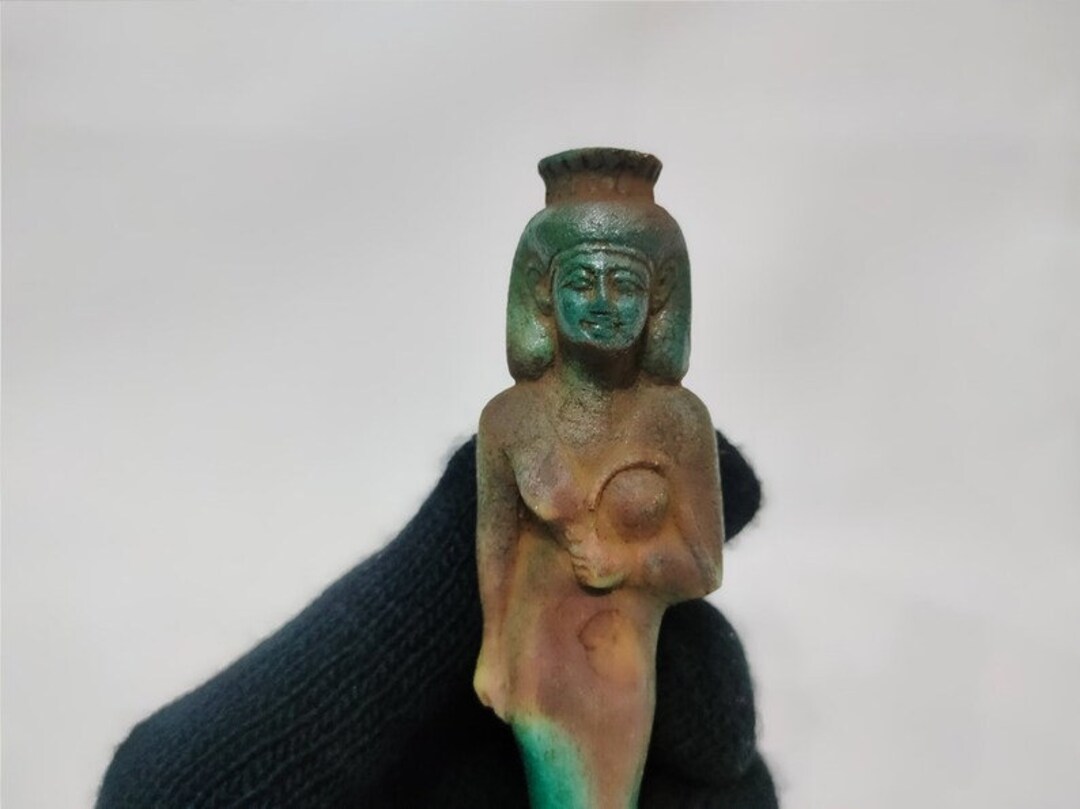 Egyptian Statue of Queen Meritamun. Altar Statue. Handcrafted From ...