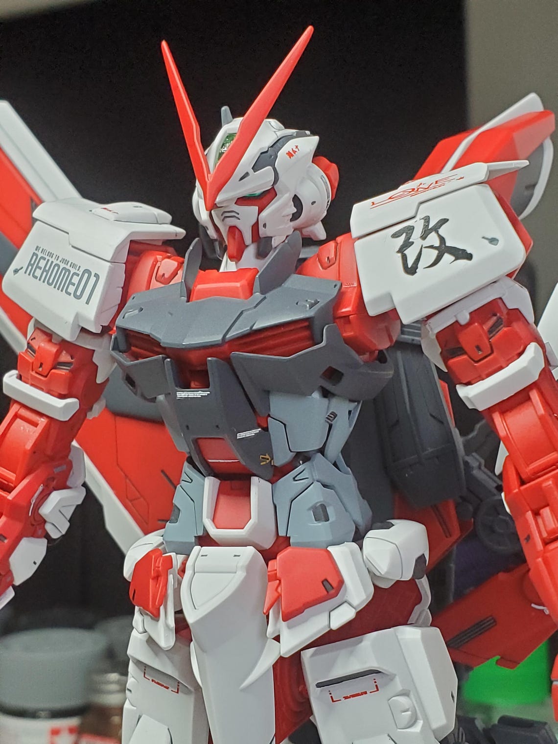 Gundam Astray Red Frame, Lowe Guele's Customize Mobile Suit MBF-P02KAI ...