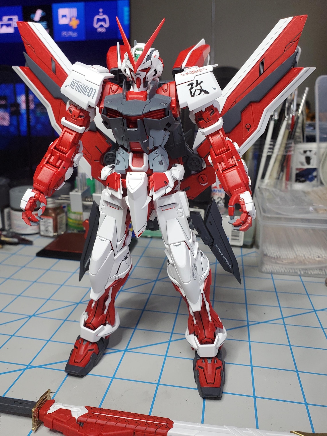 Gundam Astray Red Frame, Lowe Guele's Customize Mobile Suit MBF-P02KAI ...