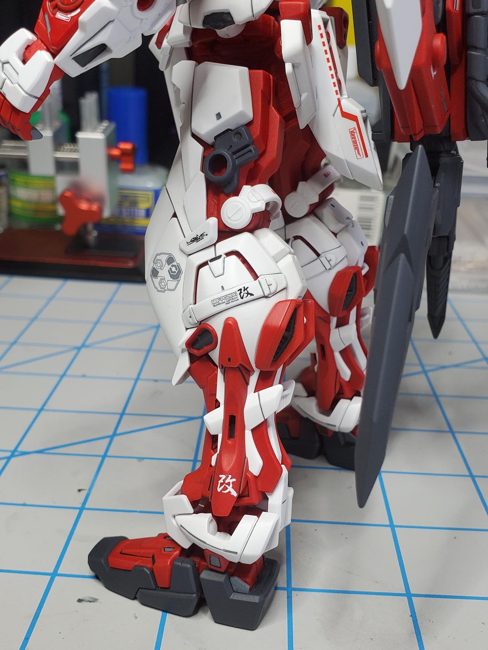 Gundam Astray Red Frame, Lowe Guele's Customize Mobile Suit MBF-P02KAI ...