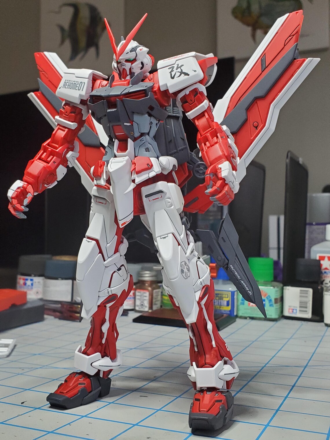 Gundam Astray Red Frame, Lowe Guele's Customize Mobile Suit MBF-P02KAI ...