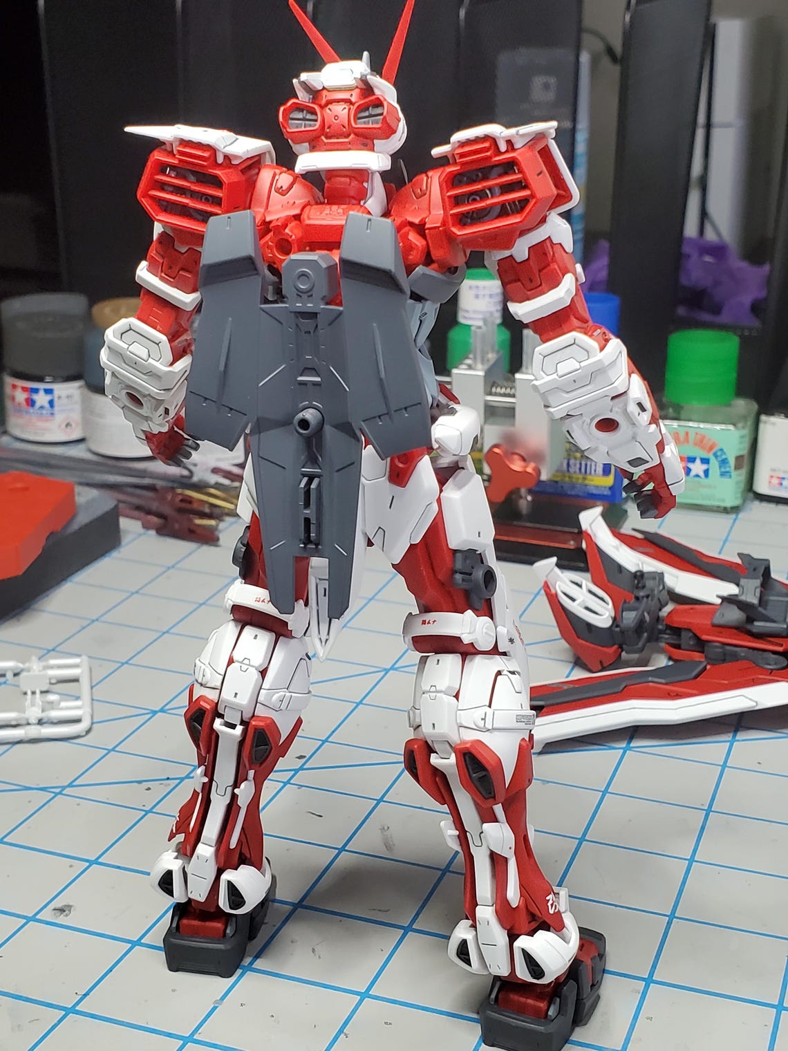 Gundam Astray Red Frame, Lowe Guele's Customize Mobile Suit MBF-P02KAI ...