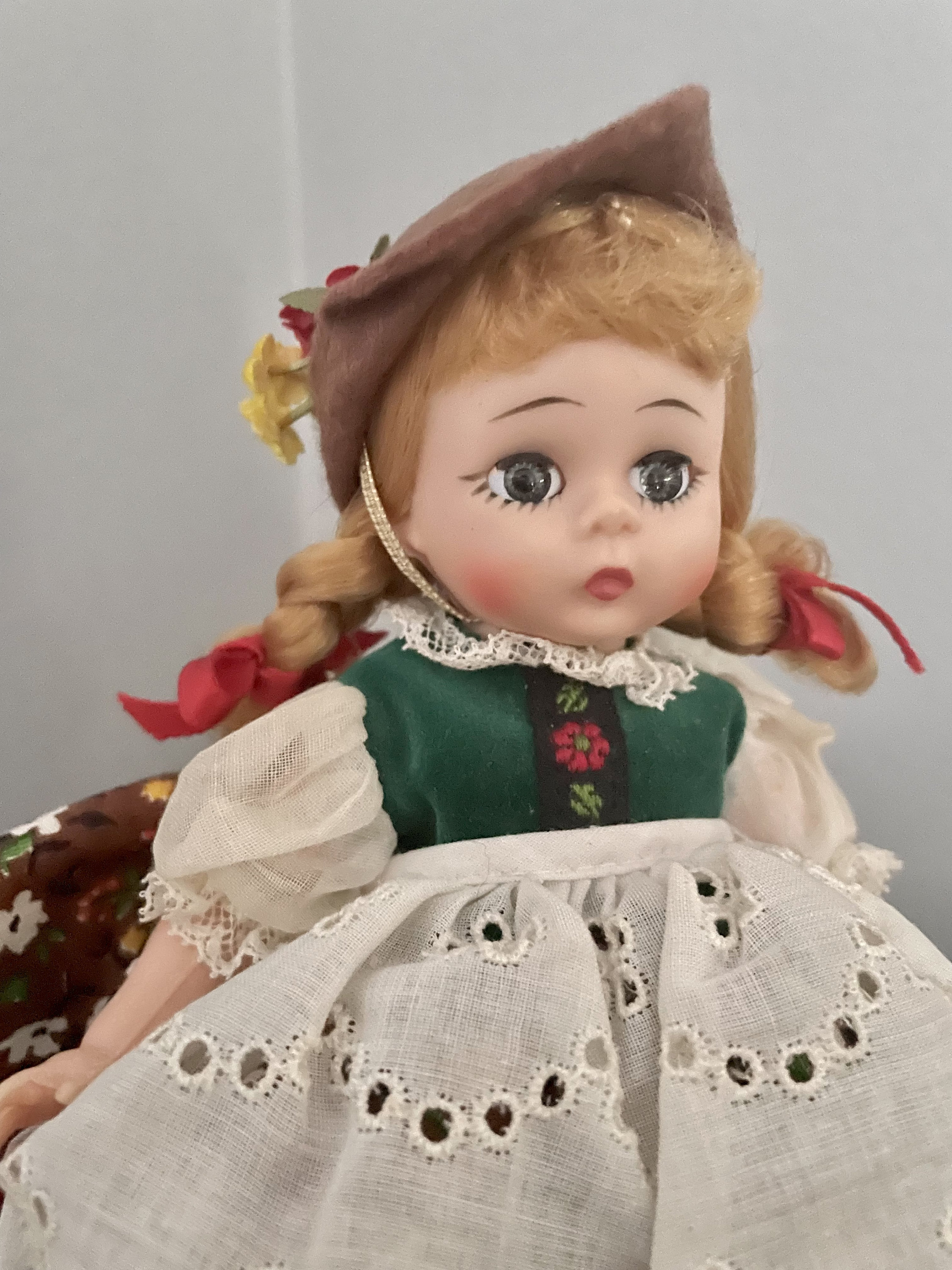 International Tyrolean Girl 1973 Vintage Madame Alexander 8 Doll 798 W ...