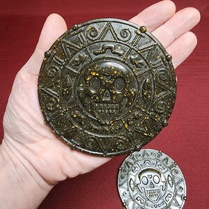 Drink Coasters Resin Pirate Skull Coin Set of 4 With Vampire Teeth ...