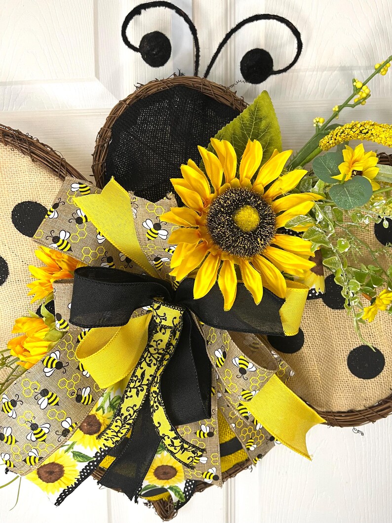 Handmade Bee Sunflower Wreath, Farmhouse Front Door Decor, Summer ...