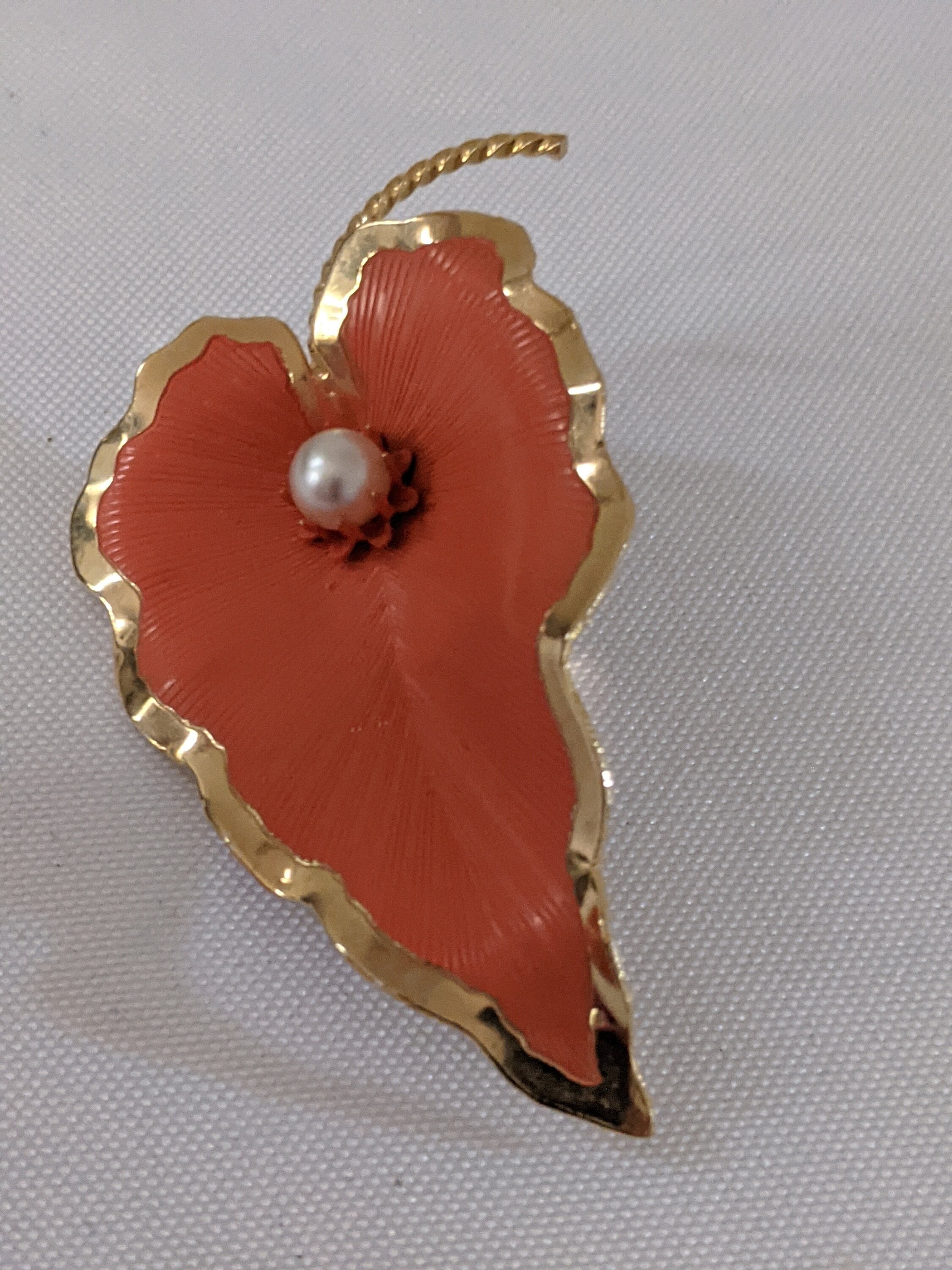 Vintage Simpsons Art Deco Gold Tone Coral Enamel Leaf Brooch - Etsy