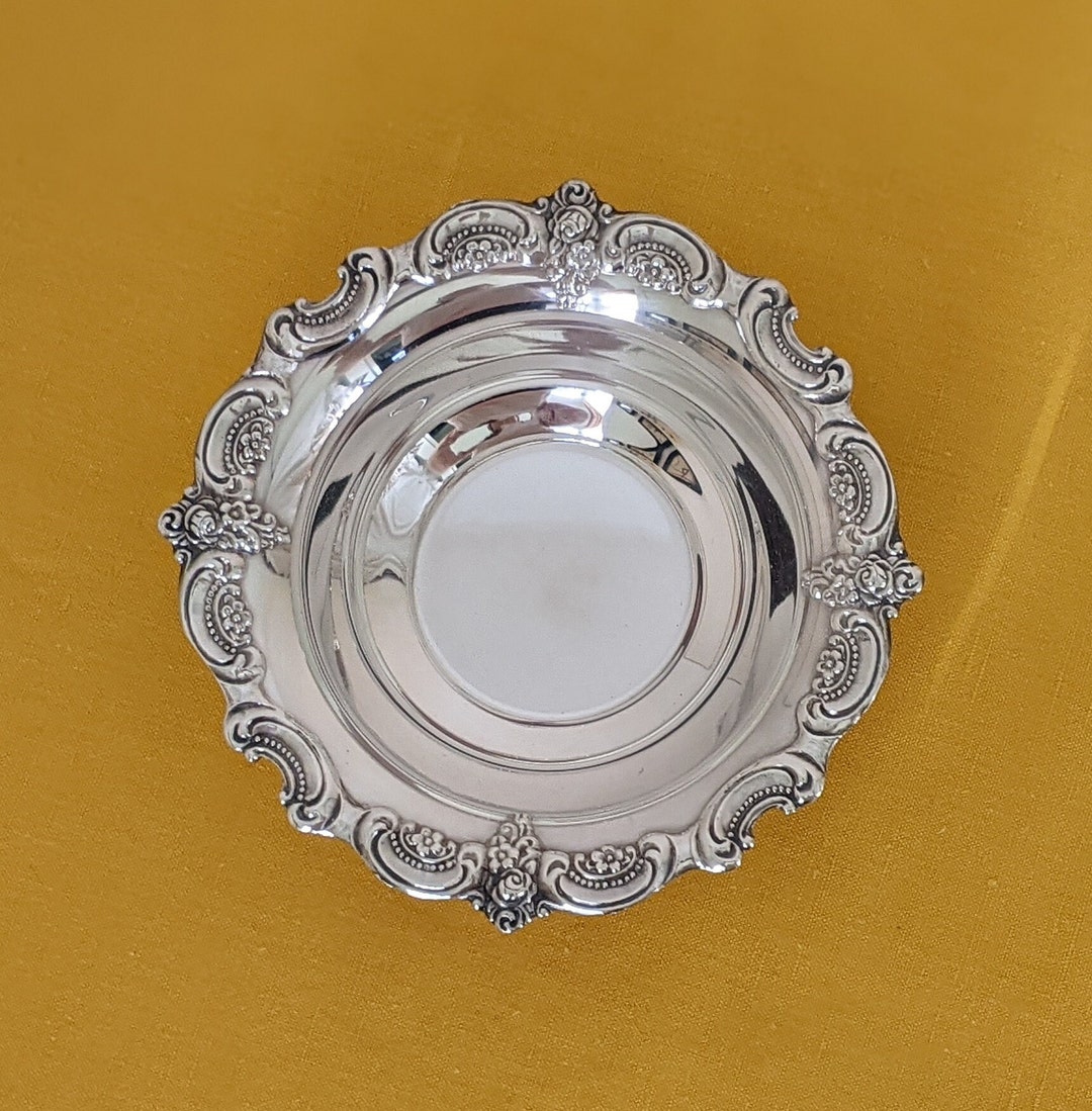 Small Vintage Towle Silverplate 2912 Scalloped Rim With Floral Pattern ...