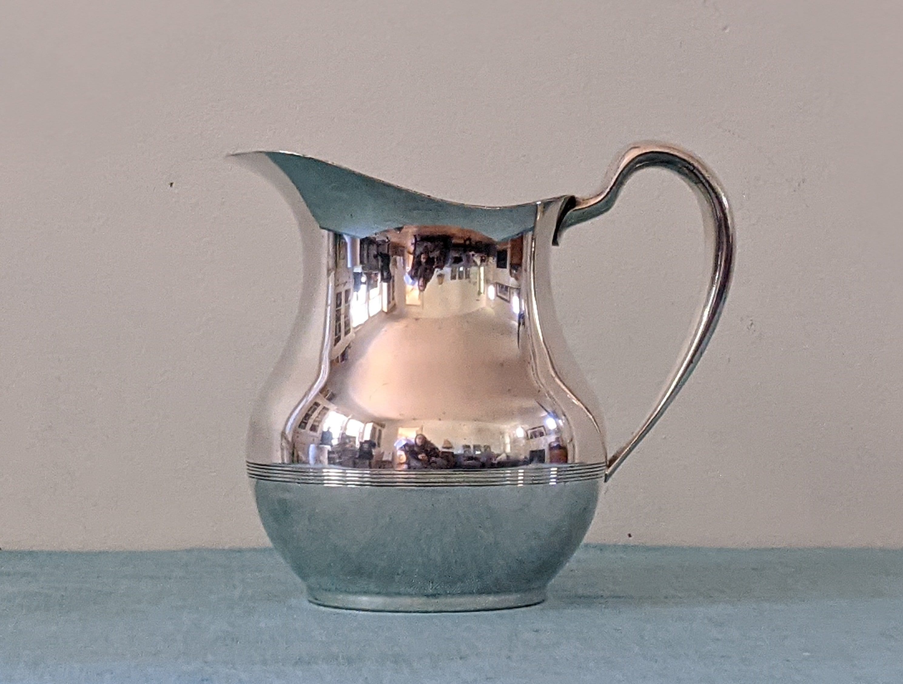 Silver pitcher - munimoro.gob.pe