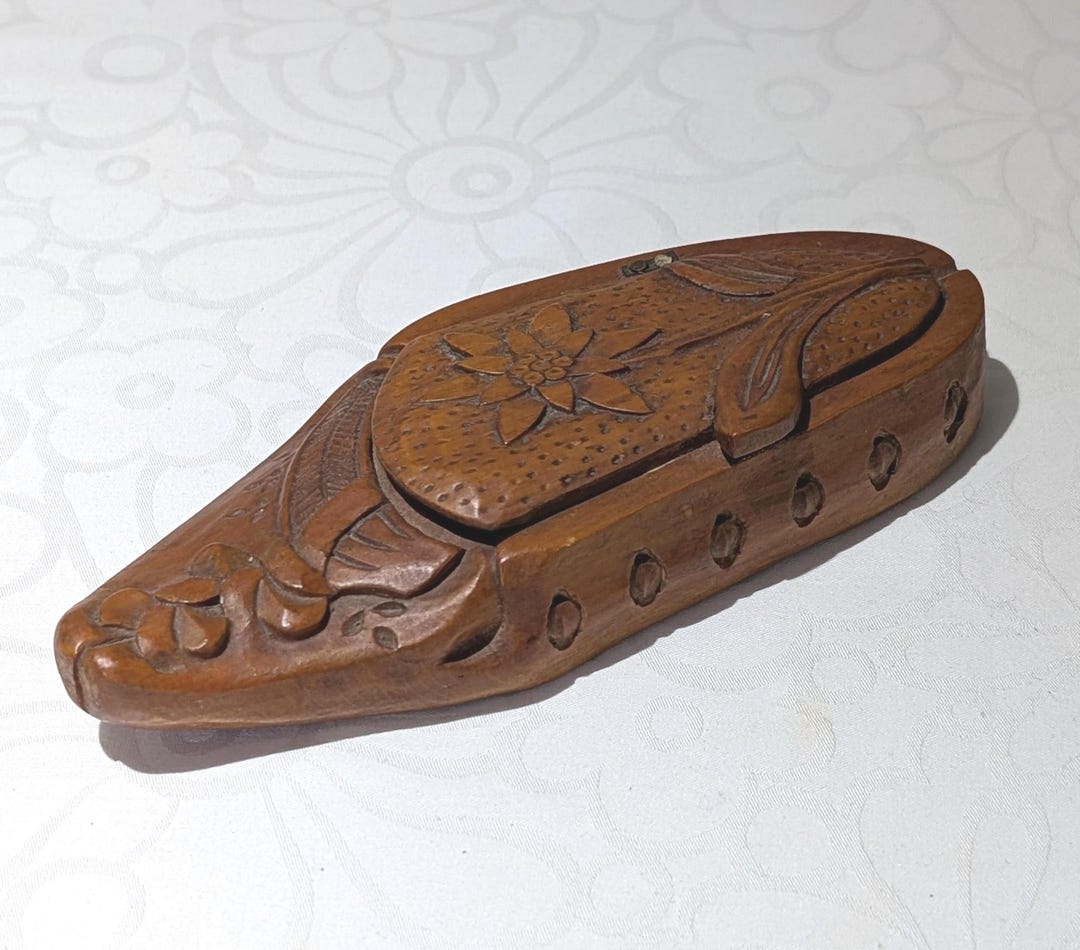 Polish Wood Shoe Box Hand Carved Edelweiss Folk Art Goral Trinket ...