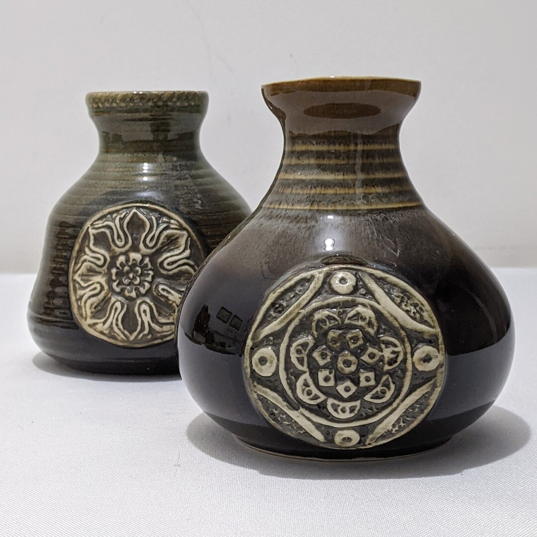 A Vintage Pair of Sprigged Ceramic Medallion Pottery Vessels. Earth ...