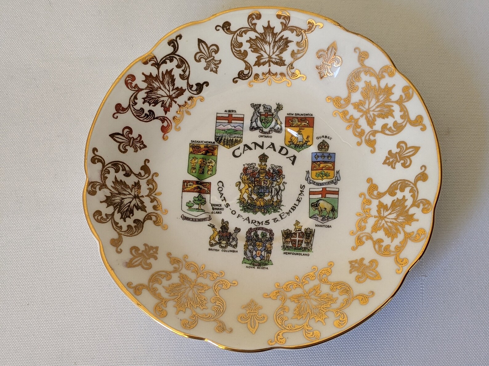 Vintage Paragon Canada Coats-of-arms & Emblems Fine Bone China - Etsy ...