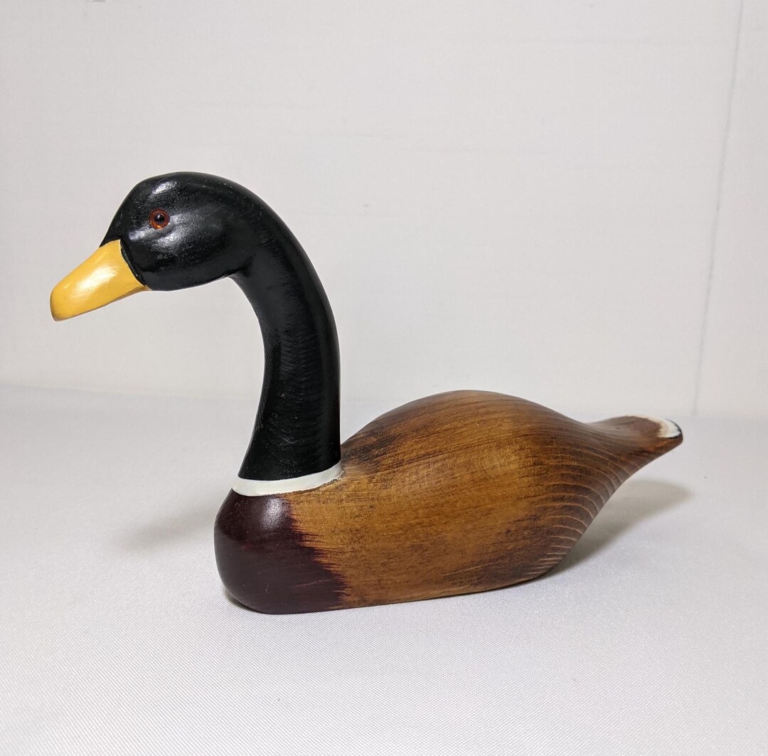 Small Vintage Hand-carved Canada Goose Wooden Decoy Wildlife Sculpture ...
