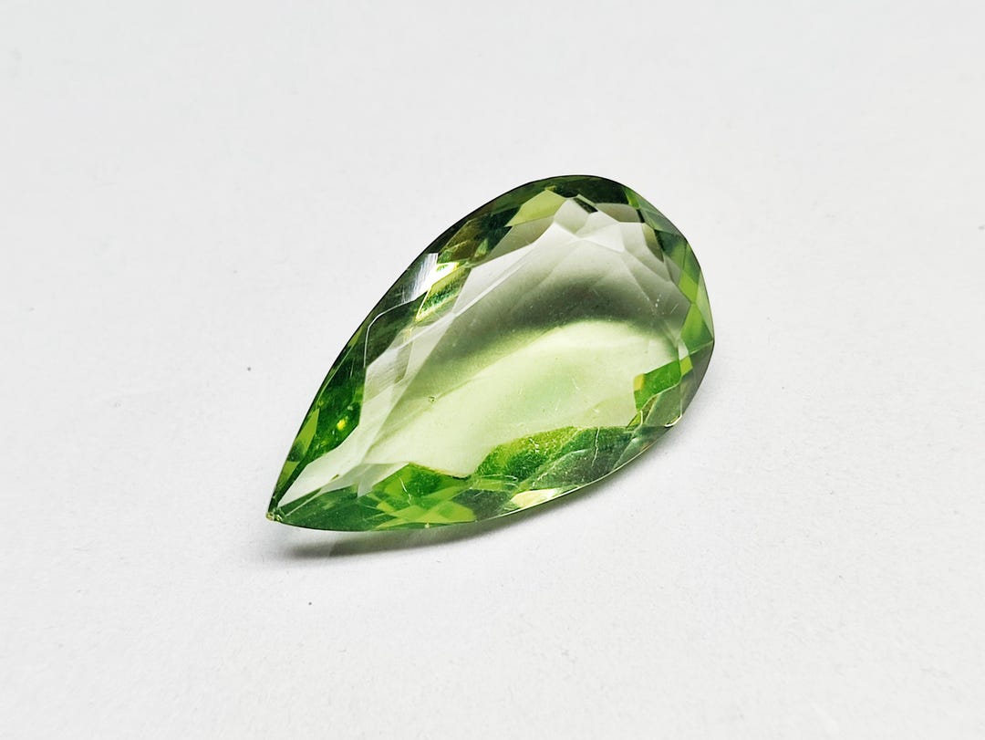Green Hydro Cutstone Quartz : Pear Shpae Cutstone for Jewelry Making ...