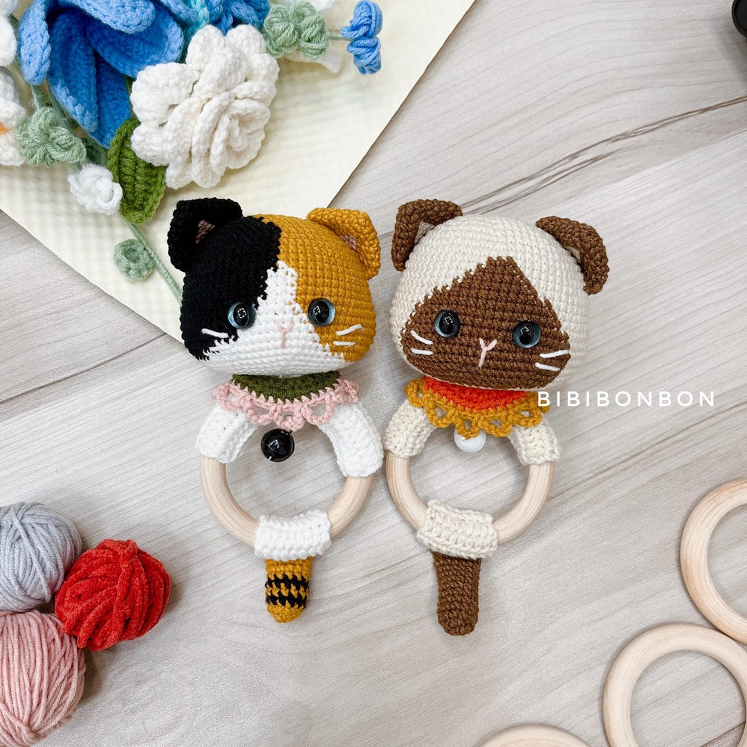 Bibibonbon - the Kitten Rattle: Siamese Cat Rattle, Baby Rattle Crochet ...
