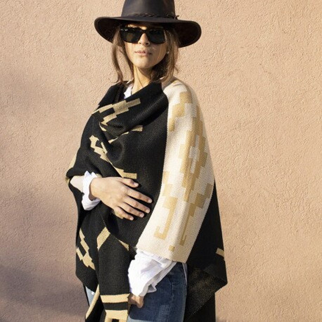 Wool Ruana With a Pampas Border. Handcrafted Ruana. Ruana Woven With ...
