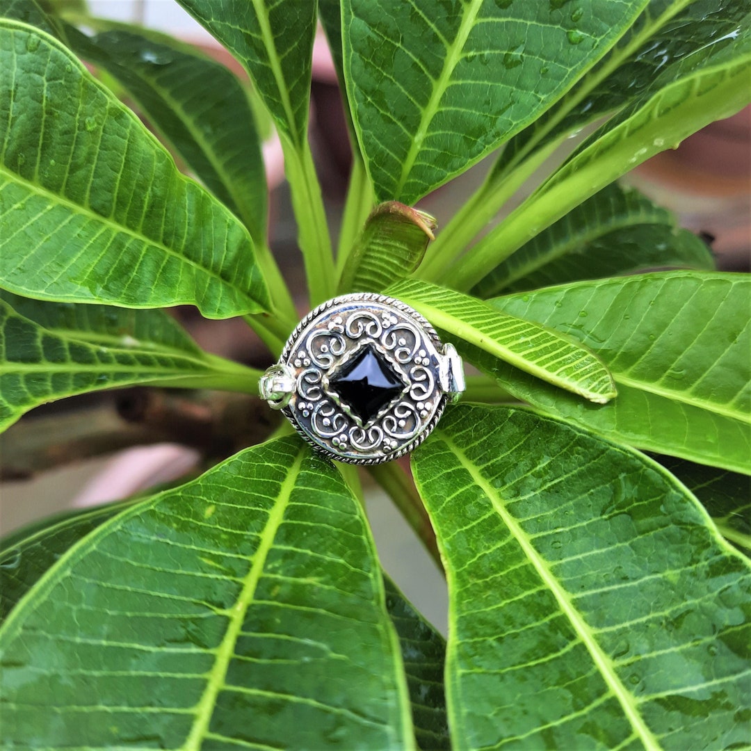 Black Onyx Poison Ring, 925 Sterling Silver Plated Pill Box, Handmade ...