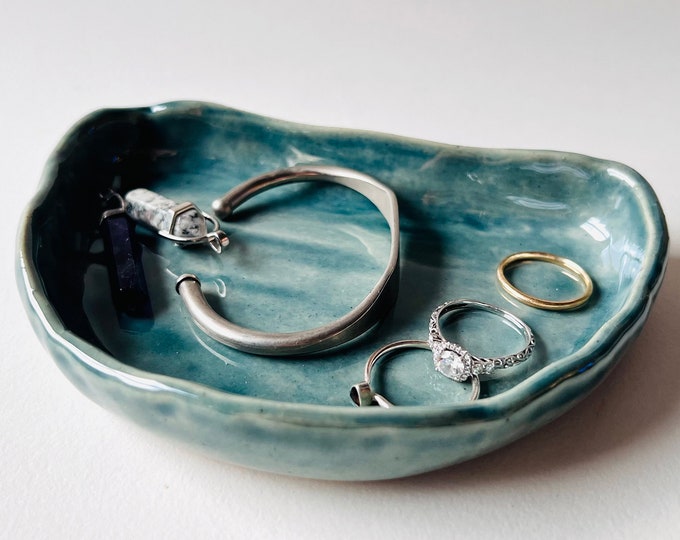 100 Piece Set of Patchwork Hand Cut Broken Plate Mosaic Tiles in a ...