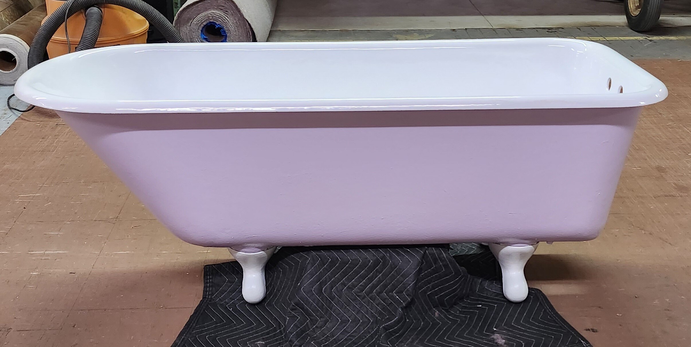Clawfoot Bathtub Cast Iron Vintage Bathroom Victorian Purple Lilac ...