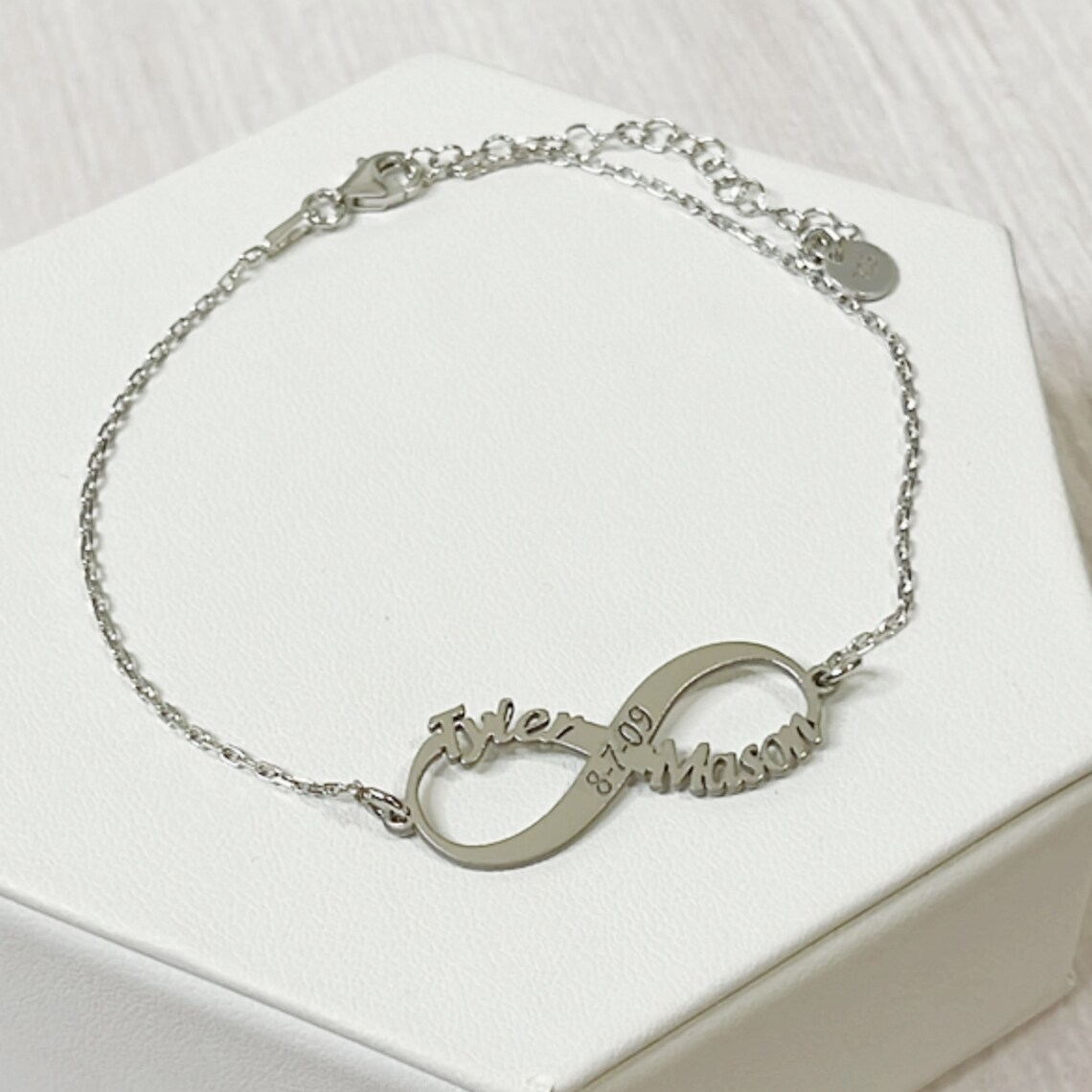Personalized Sterling Silver Infinity Name Bracelet, Custom Date - Etsy