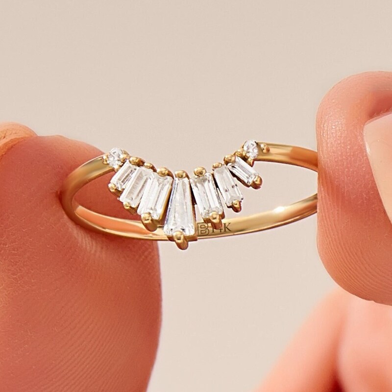 Contour Wedding Band - Etsy