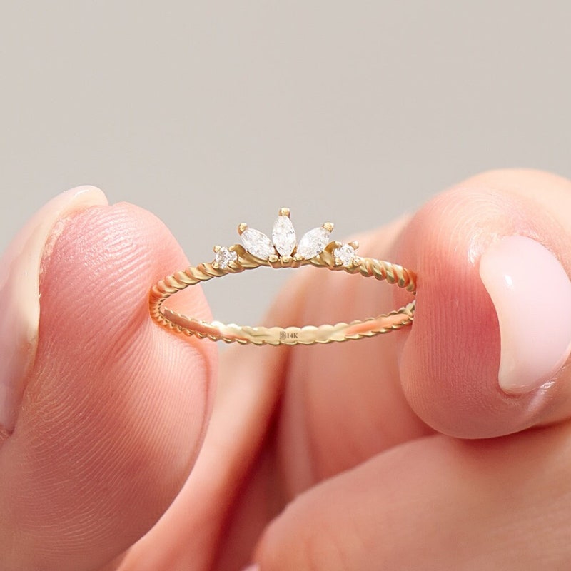Tiara Ring - Etsy