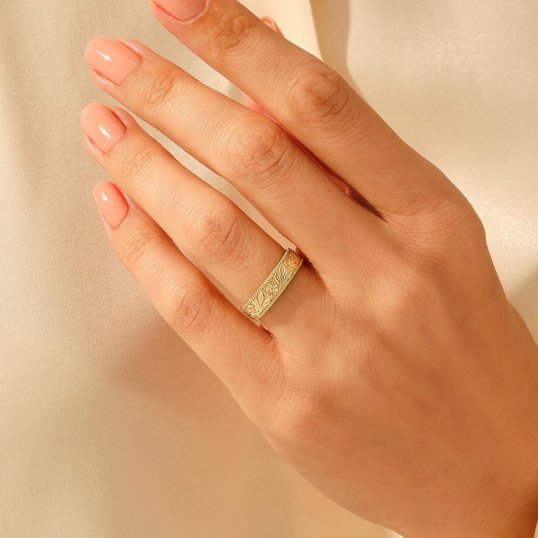 14k Gold Floral Engraved Wedding Band, Womens Solid Gold Thick Gold ...