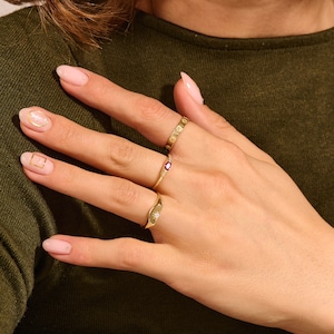 14k Gold Sun Signet Ring, Solid Gold Pinky Ring, Womens Dainty Sunshine ...