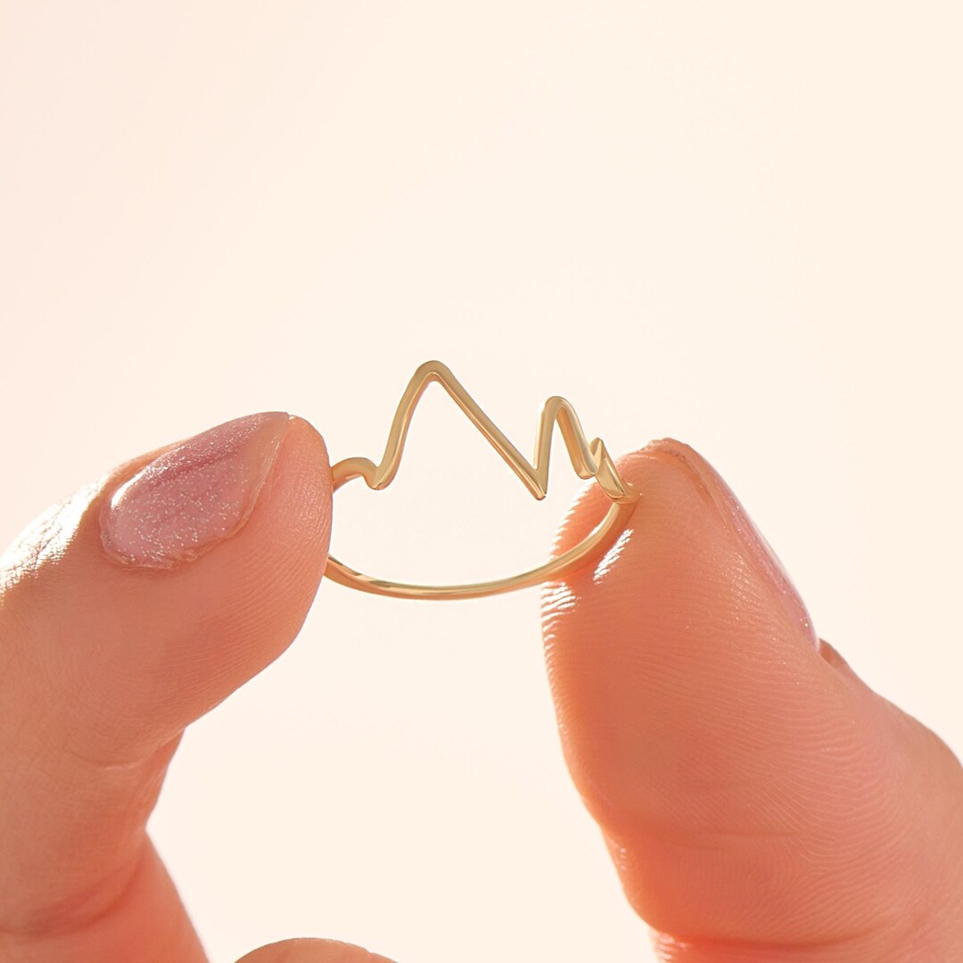 Solid Gold Heartbeat Ring, 14k Gold Zigzag Rings for Women, Minimalist ...