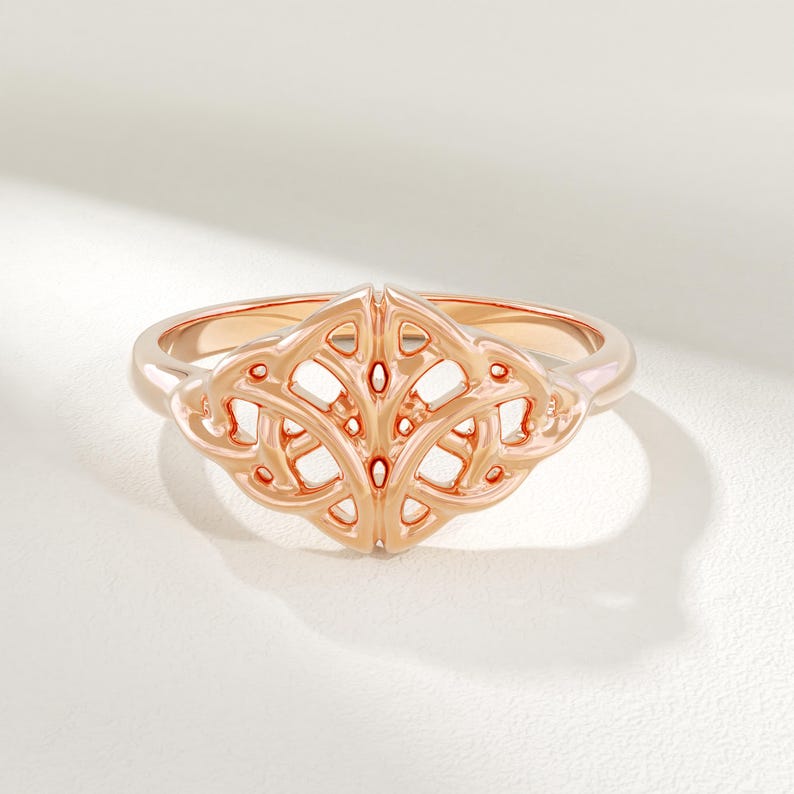 Celtic Knot Ring in Solid Gold, Minimal Pinky Signet Band - Etsy UK