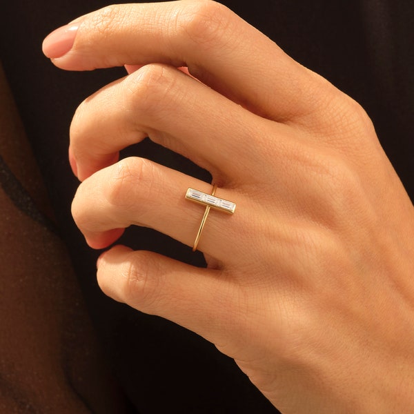 Bar Channel Ring - Etsy