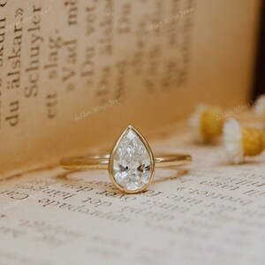 Bezel Set Pear Moissanite Ring, 1.5CT Pear Solitaire Engagement Ring ...