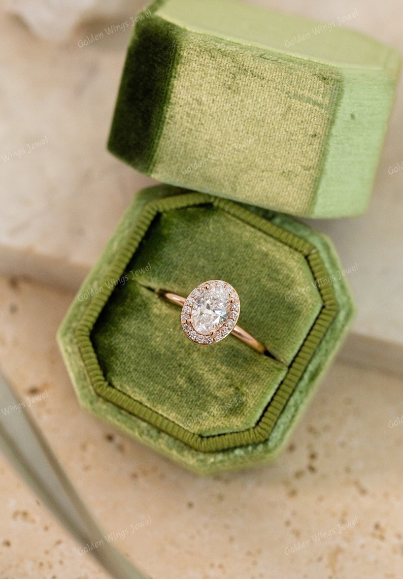 Oval Moissanite Halo Engagement Ring, 1.10CT, D-E-F - Etsy